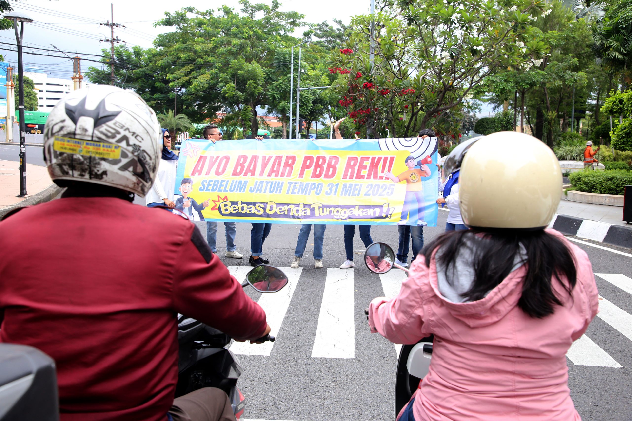 Pemkot Surabaya Sosialisasi Pembayaran PBB On The Street: Ingatkan ...